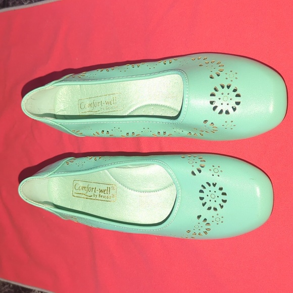 Beacon | Shoes | Small Block Heel Cutout Shoe | Poshmark